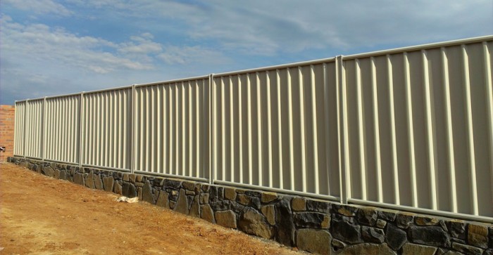 ACT Fencing Canberra | Colorbond | Timber | Pool Fencing